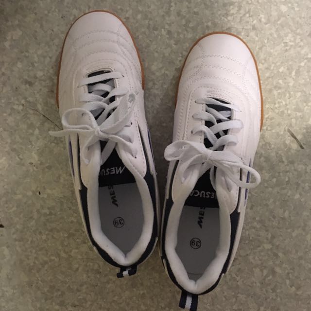 esko 1153 運動鞋 $219